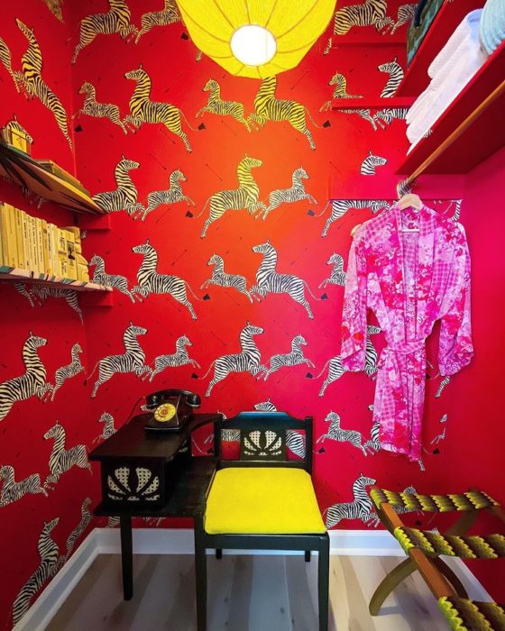 The Ultimate Guide to Achieving Maximalist Design Style - PopTalk!